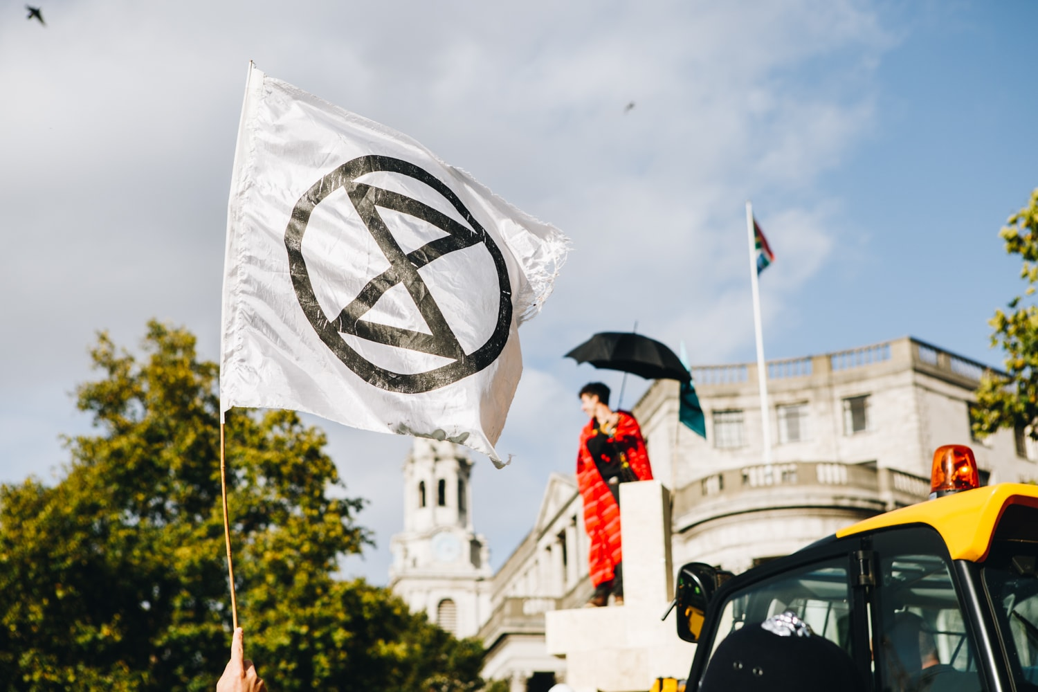 Rebel Daily 4: Planes, boats and automobiles - Extinction Rebellion UK