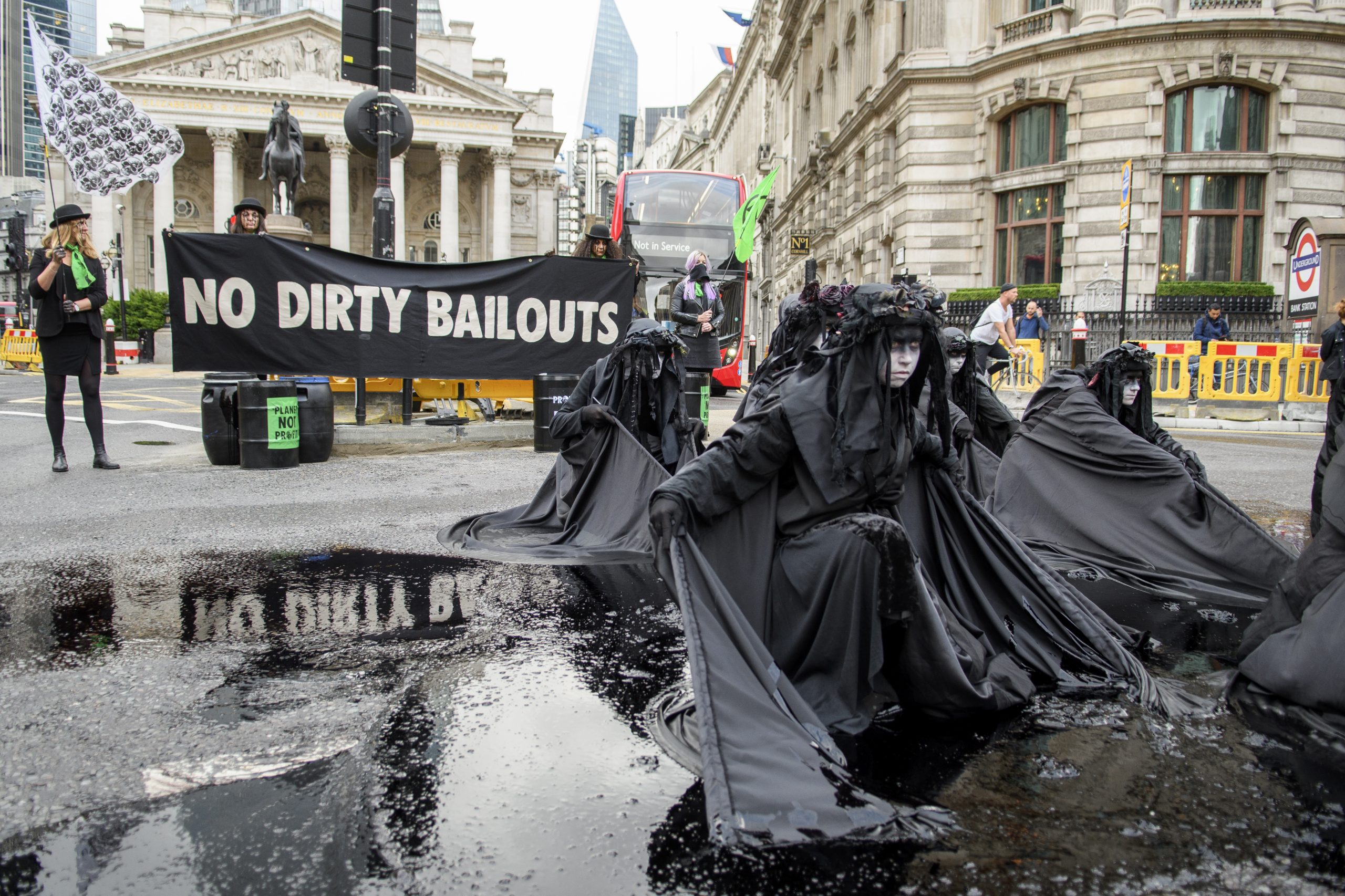 Extinction Rebellion Launches #MoneyRebellion: Fighting for Life ...
