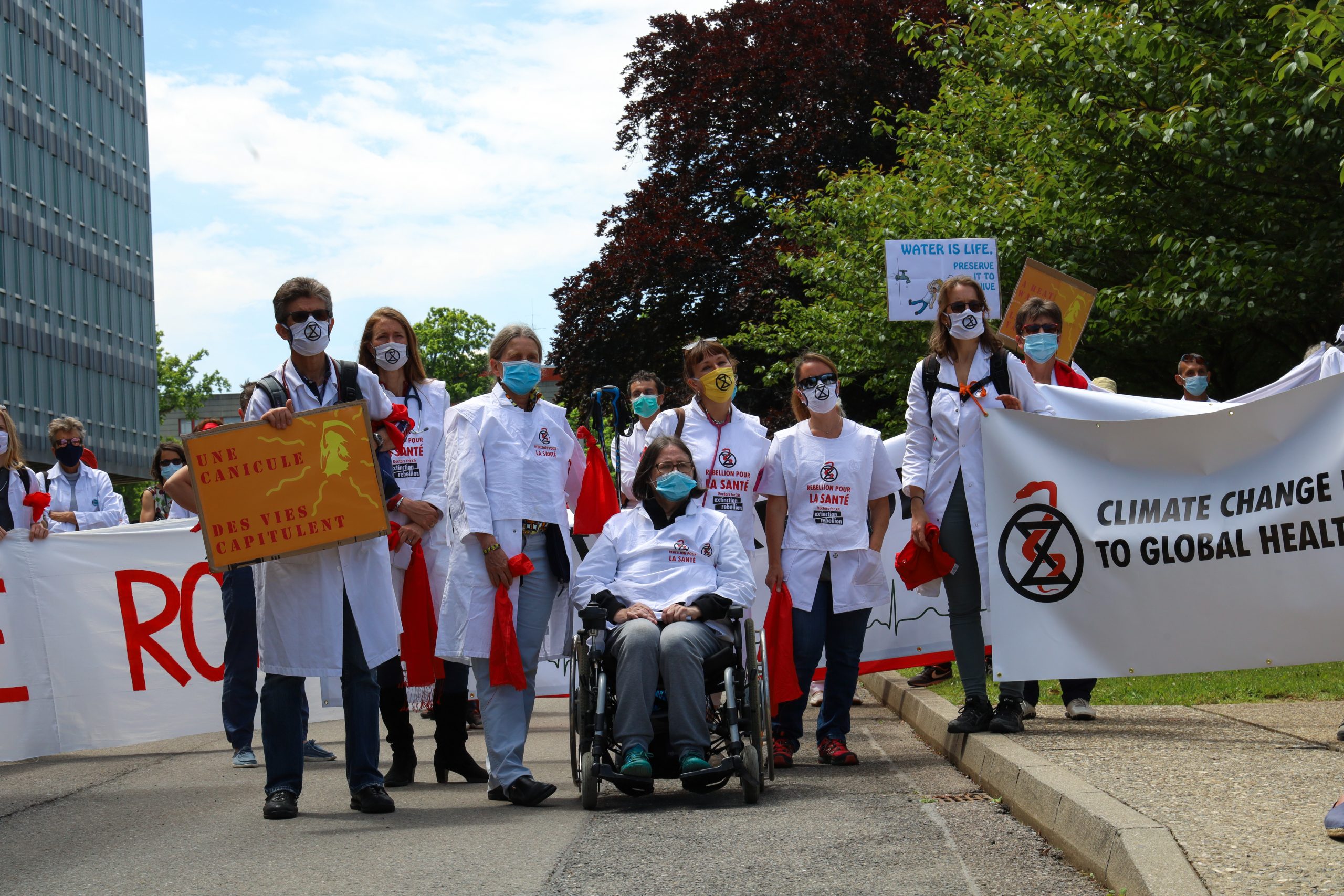 WHO Director General meets Extinction Rebellion Doctors after Geneva ...