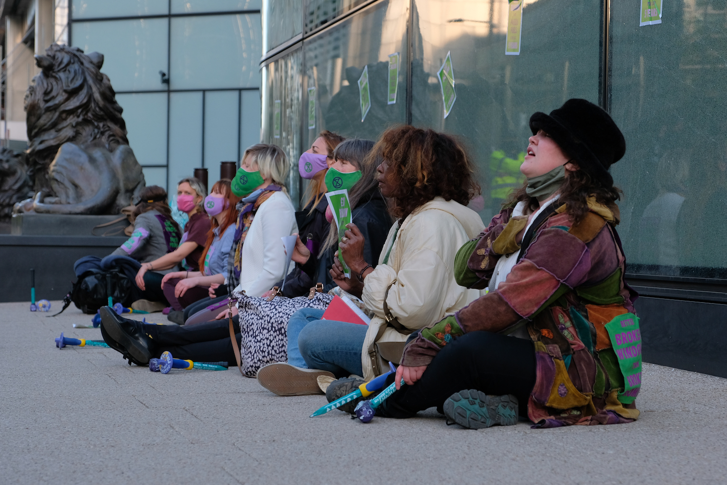 Extinction Rebellion Women vs HSBC: Crown Court trial begins Monday ...
