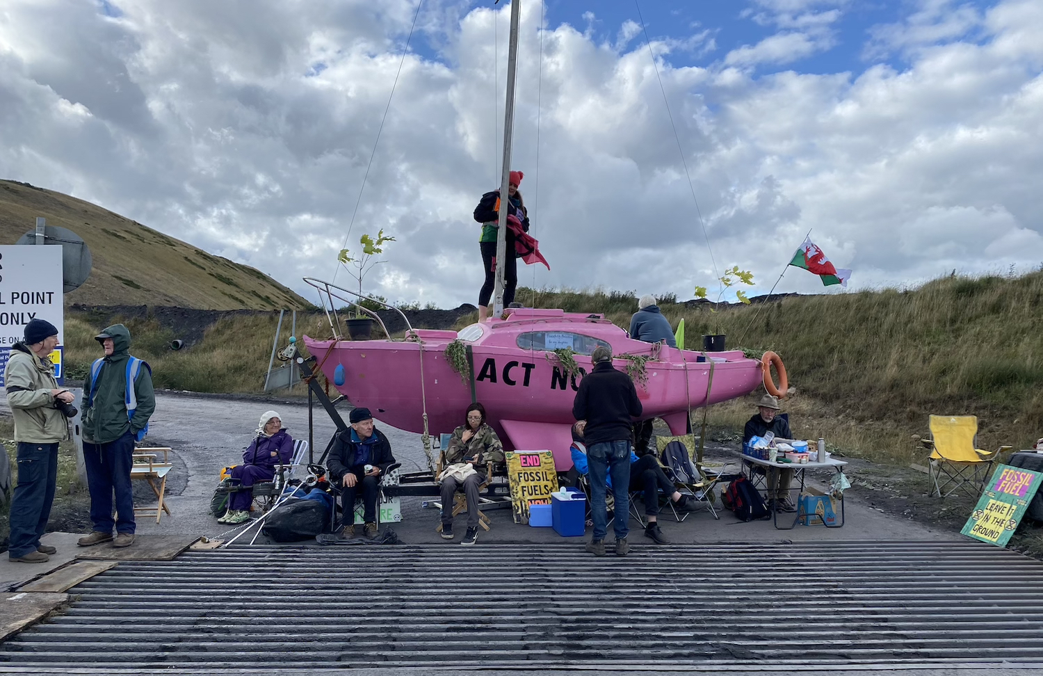 Ffos-Y-Fran Four charges dropped after ‘illegal coal mine’ fails to ...